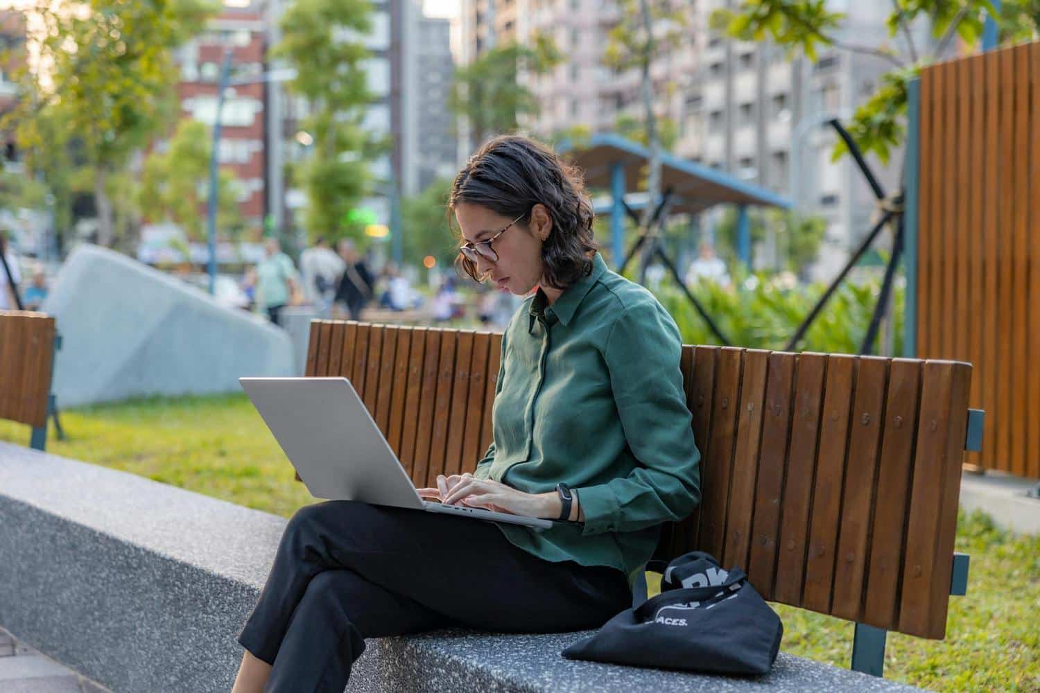 How To Relocate When You Work Remotely • UniMovers