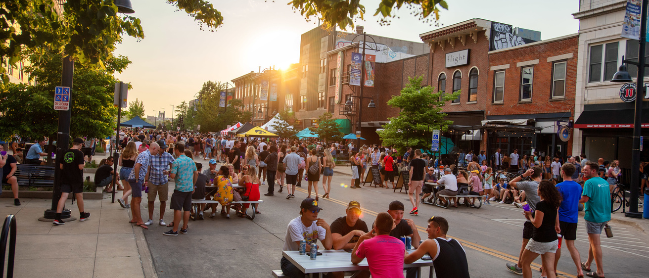 Your Easy Guide to Moving From Cedar Rapids to Iowa City • UniMovers